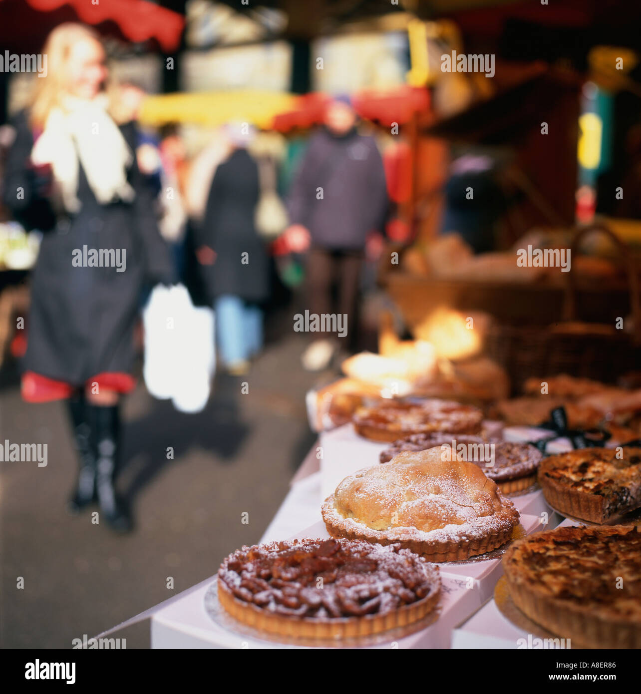 Borough market christmas display hi-res stock photography and images ...
