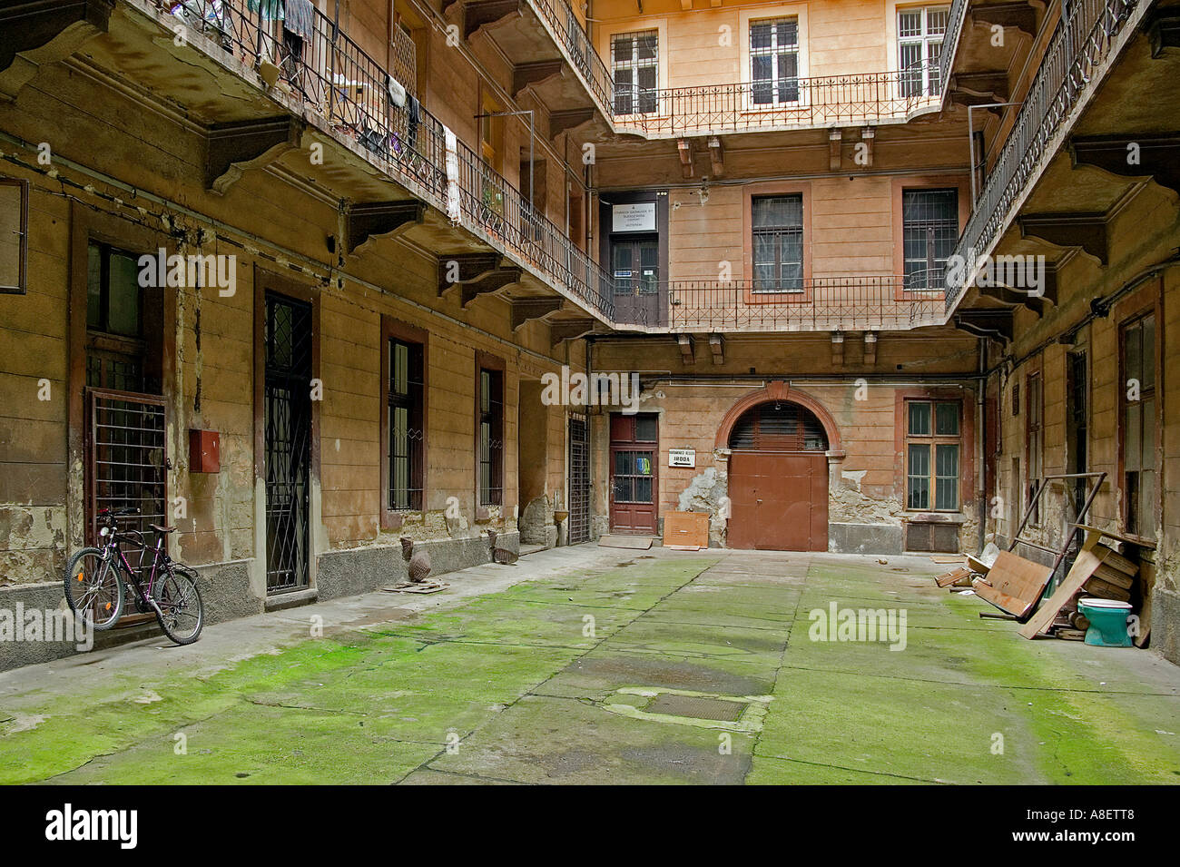 Houseing hi-res stock photography and images - Alamy