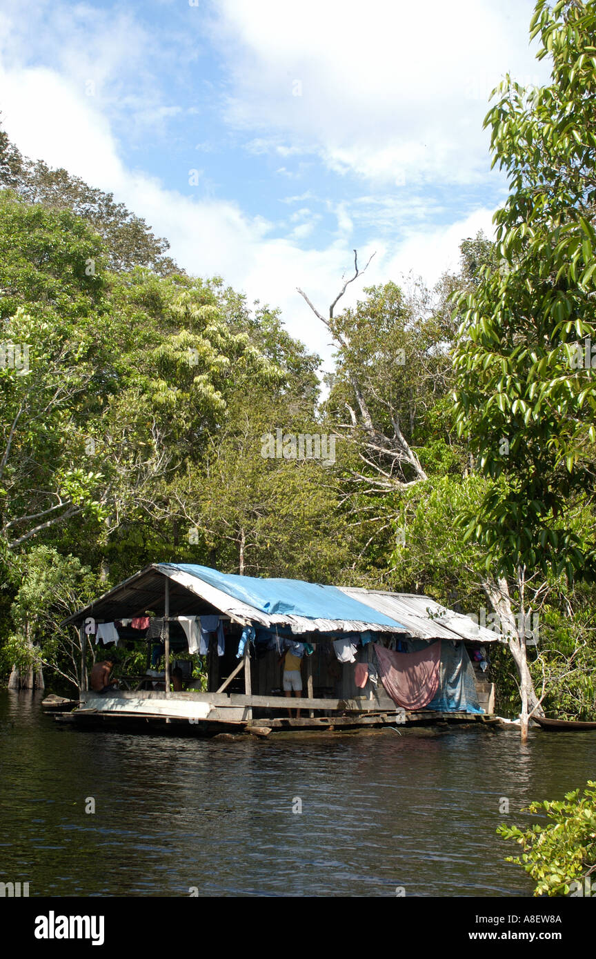 floating house on rio negro amazon river manaus brasil Stock Photo - Alamy