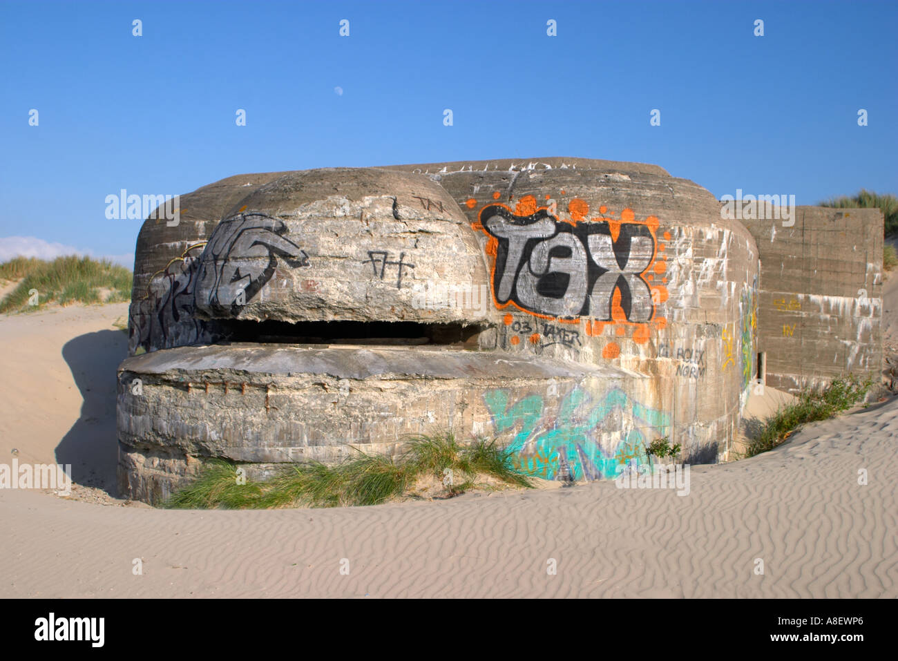 Ww2 fortification hi-res stock photography and images - Alamy