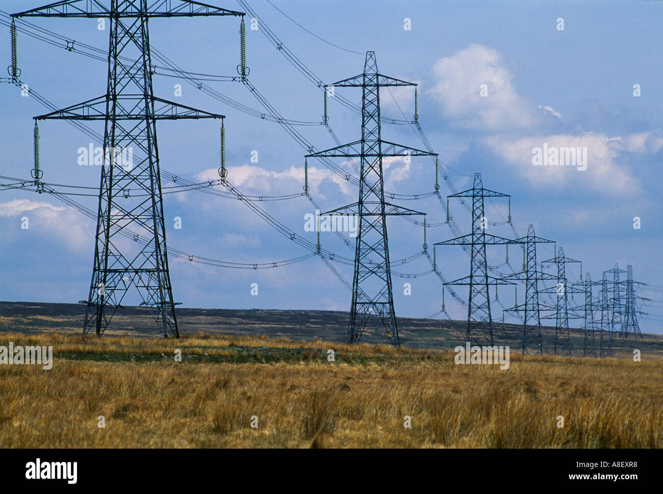 ELECTRICITY POWER LINES CROSSING MOORLAND UK Stock Photo - Alamy