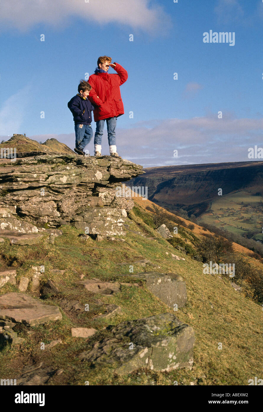 Hill walkers hi-res stock photography and images - Alamy