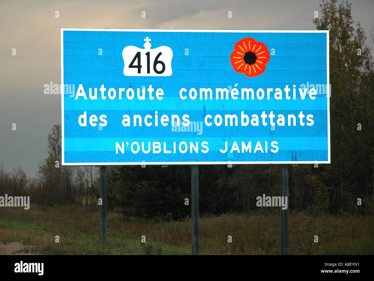 Multi language sign board hi-res stock photography and images - Alamy