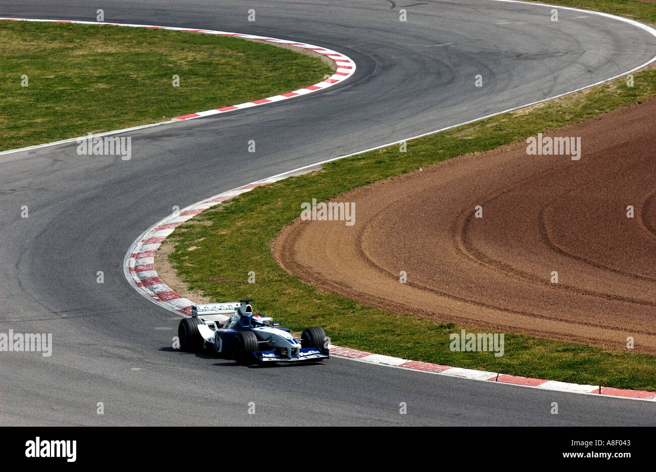 BMW Williams Formula 1 racing car on a track with curves Stock Photo ...