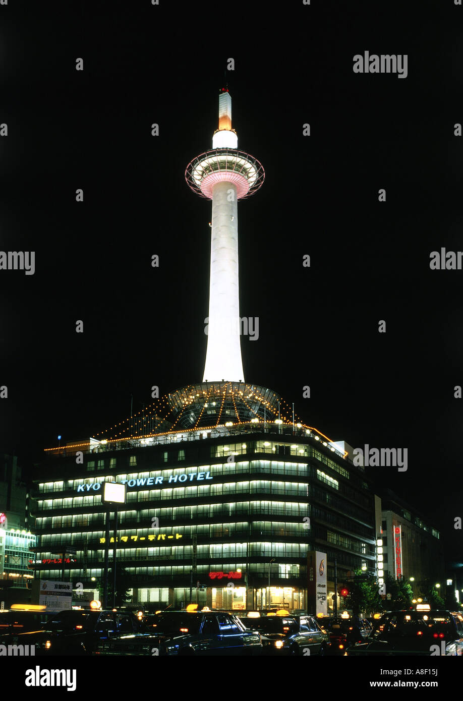 geography / travel, Japan, Kyoto, Kyoto Tower, hotel, night shot ...