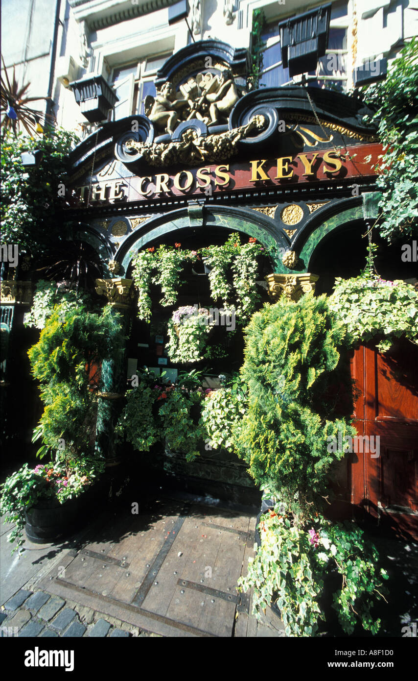 The cross keys london hi-res stock photography and images - Alamy