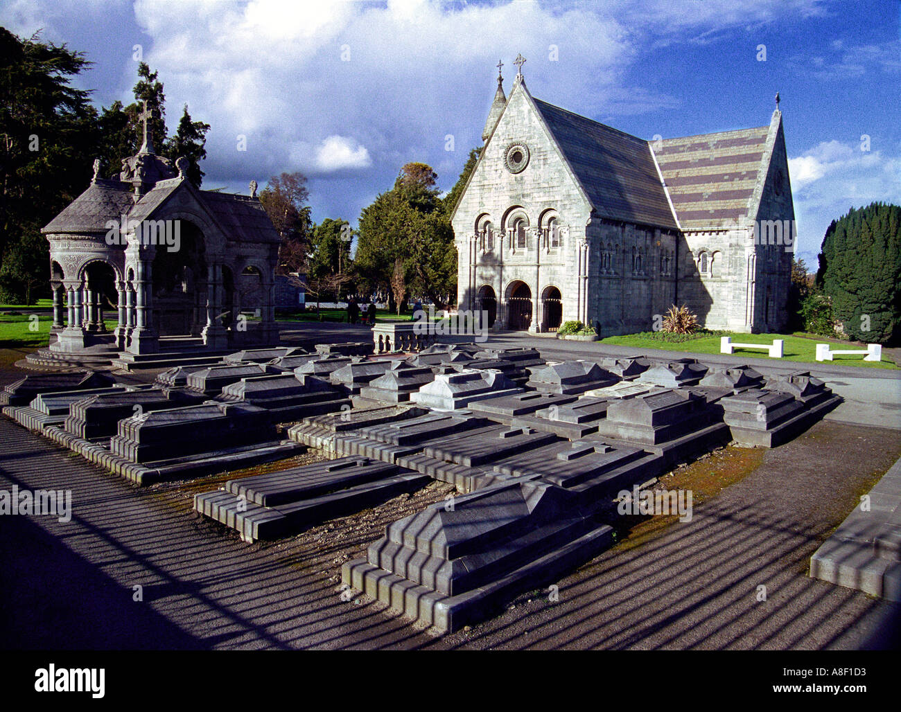 Irish crypt hi-res stock photography and images - Alamy