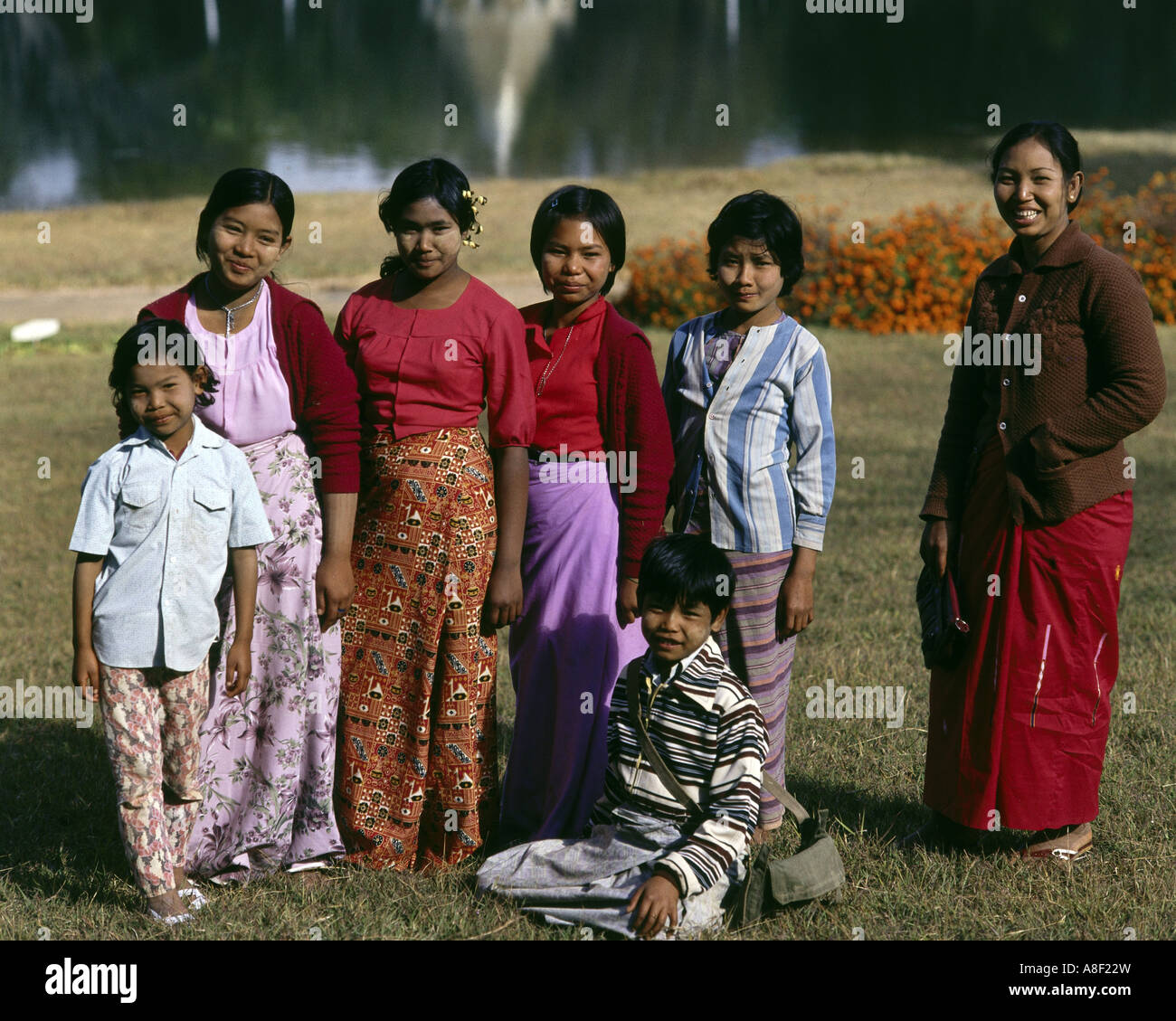 geography / travel, Burma, People, family, garden, Mandalay, typical ...