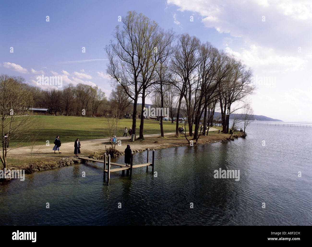 Starnberg lake promenade hi-res stock photography and images - Alamy