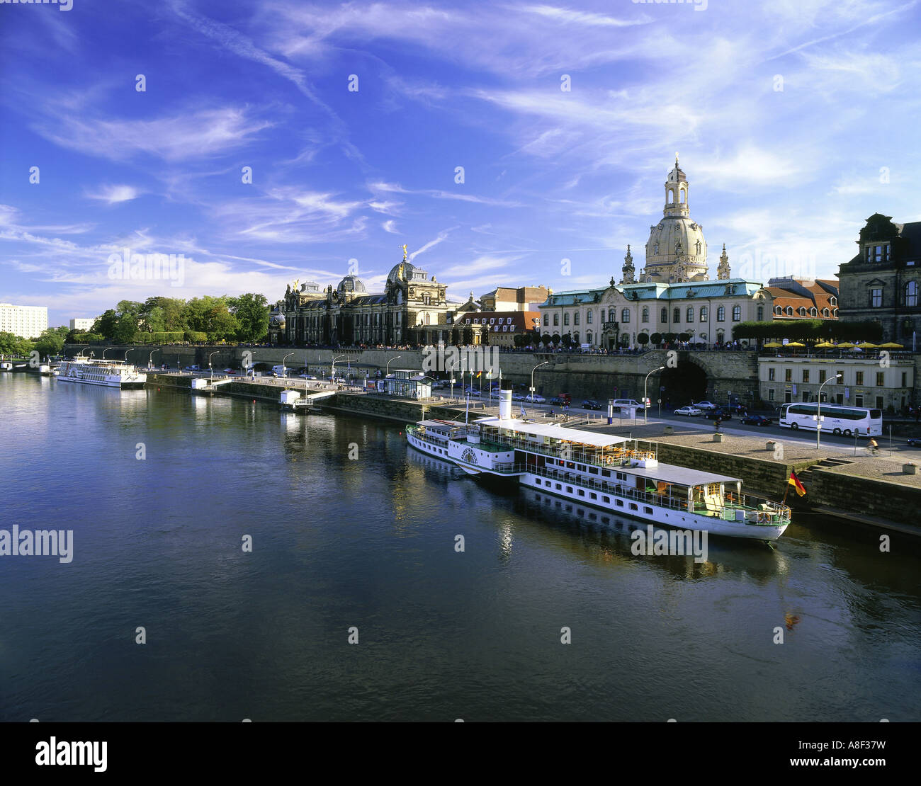 Visual Geography High Resolution Stock Photography and Images - Alamy