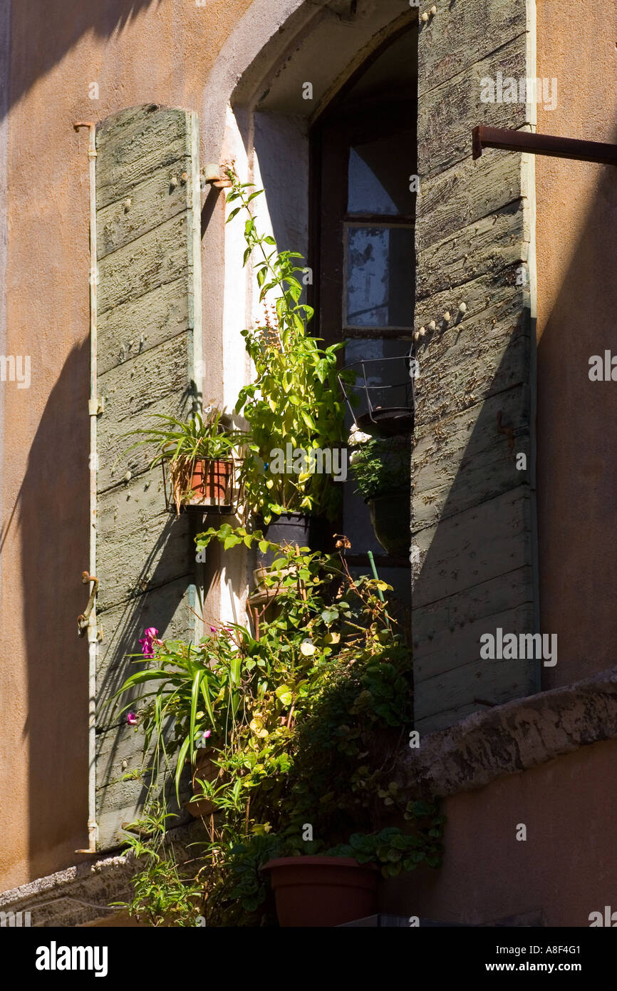 Adge hi-res stock photography and images - Alamy