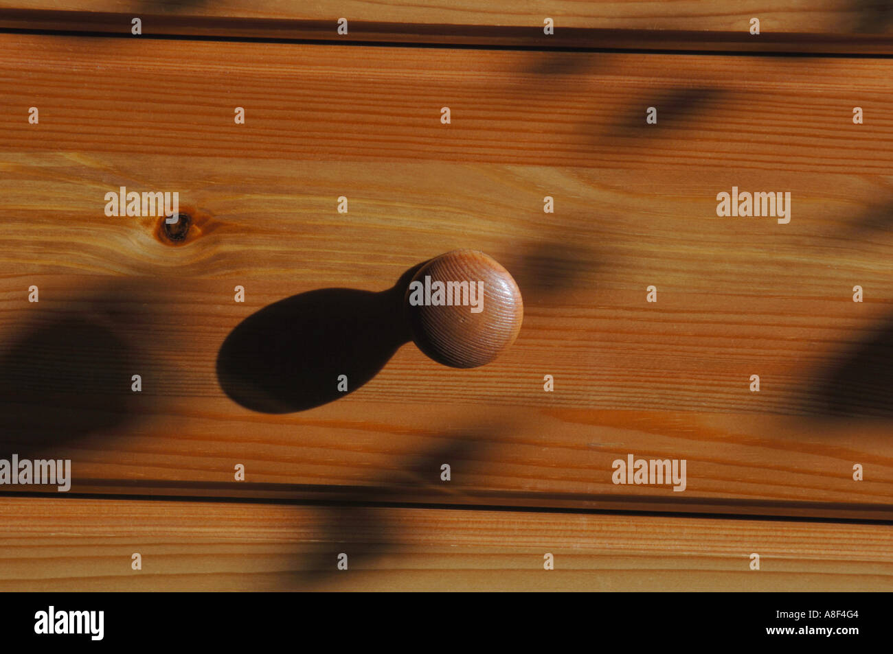 Pine wood draws hi-res stock photography and images - Alamy