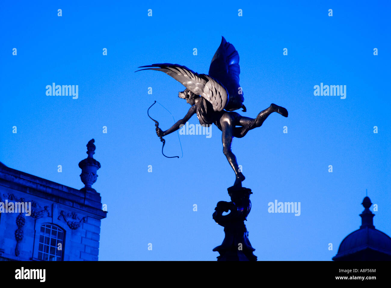 Statue of eros piccadilly circus hi-res stock photography and images ...
