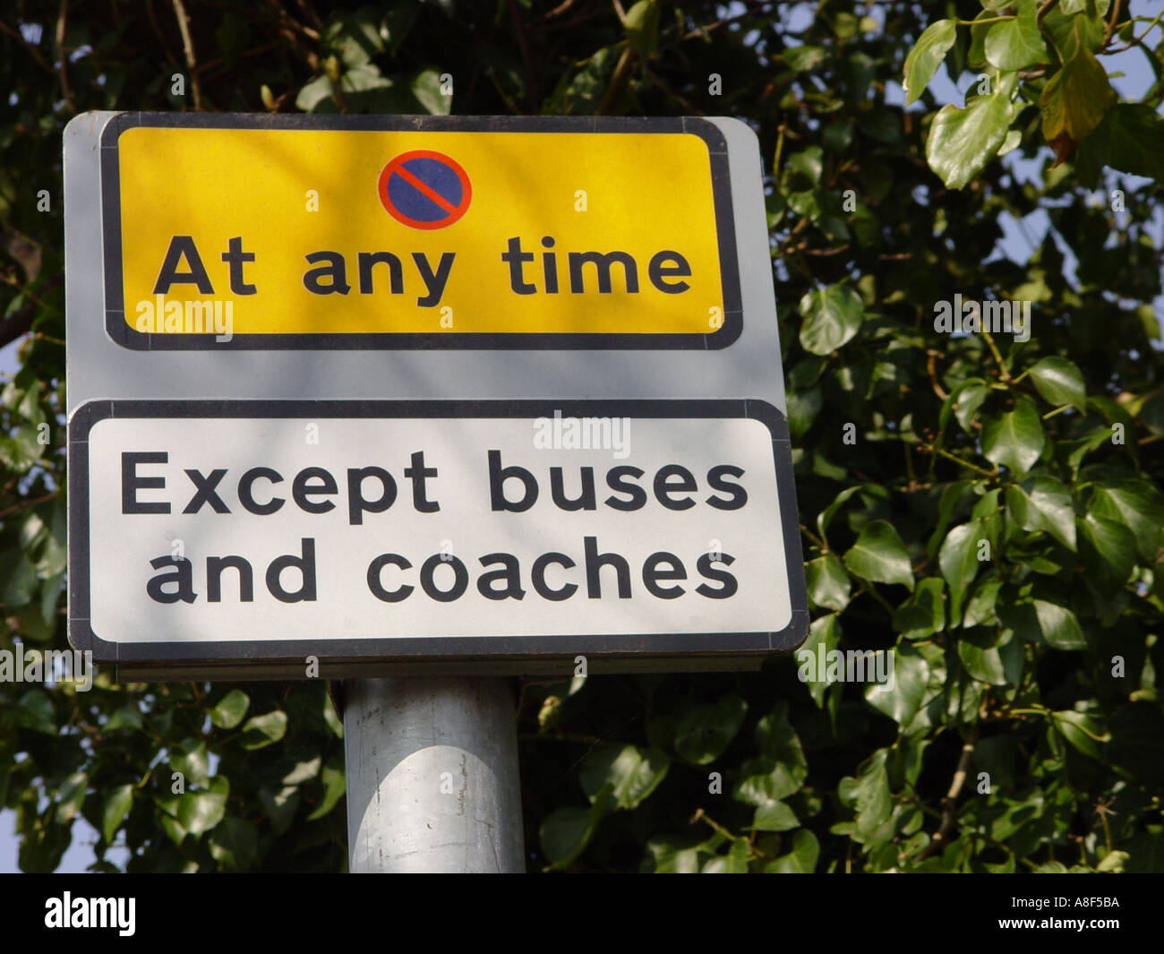 Traffic road Sign in the city of South Wales GB UK 2003 Stock Photo - Alamy