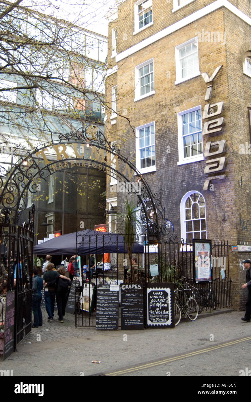 Vibe bar hi-res stock photography and images - Alamy