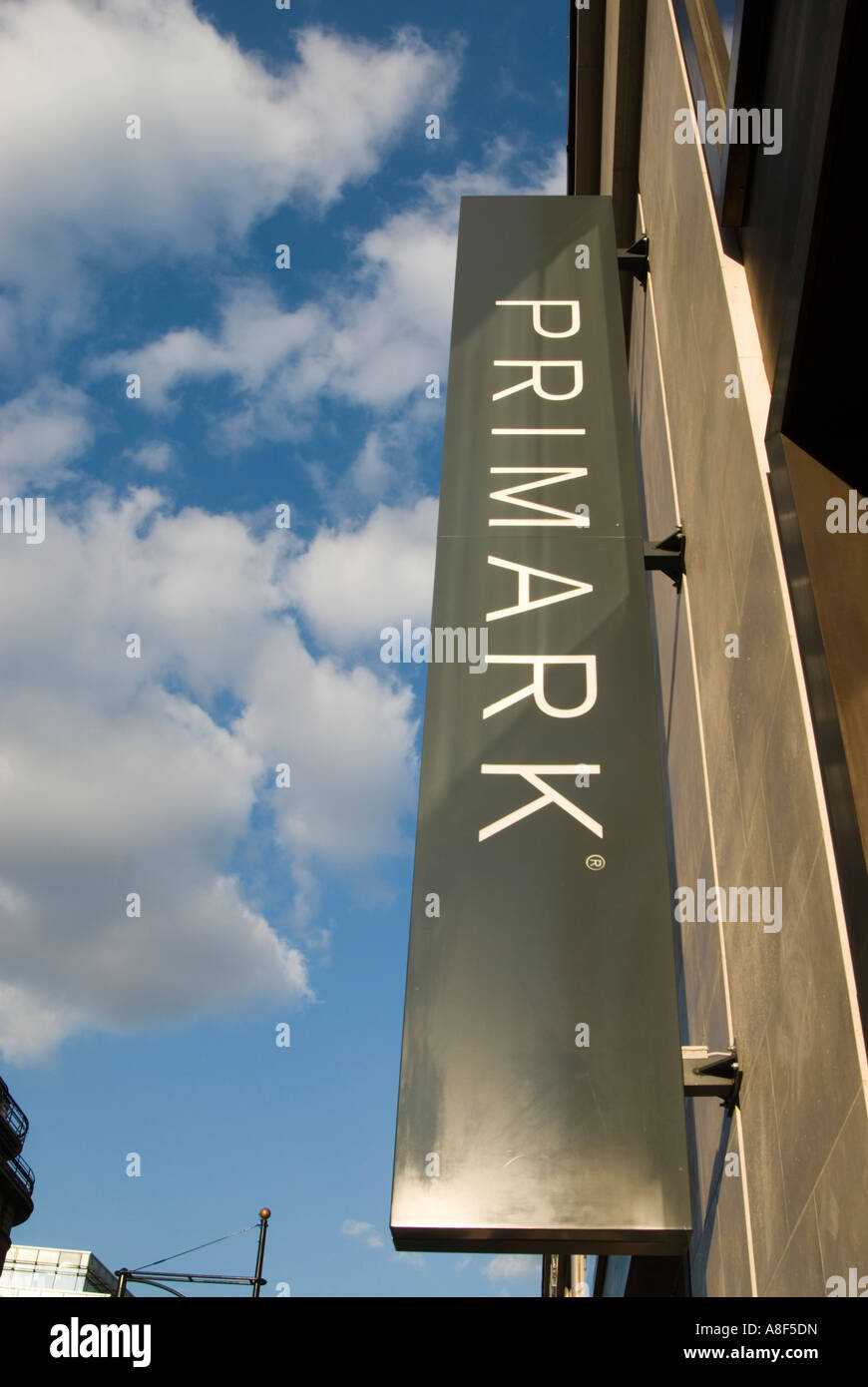 Primark shop hi-res stock photography and images - Alamy