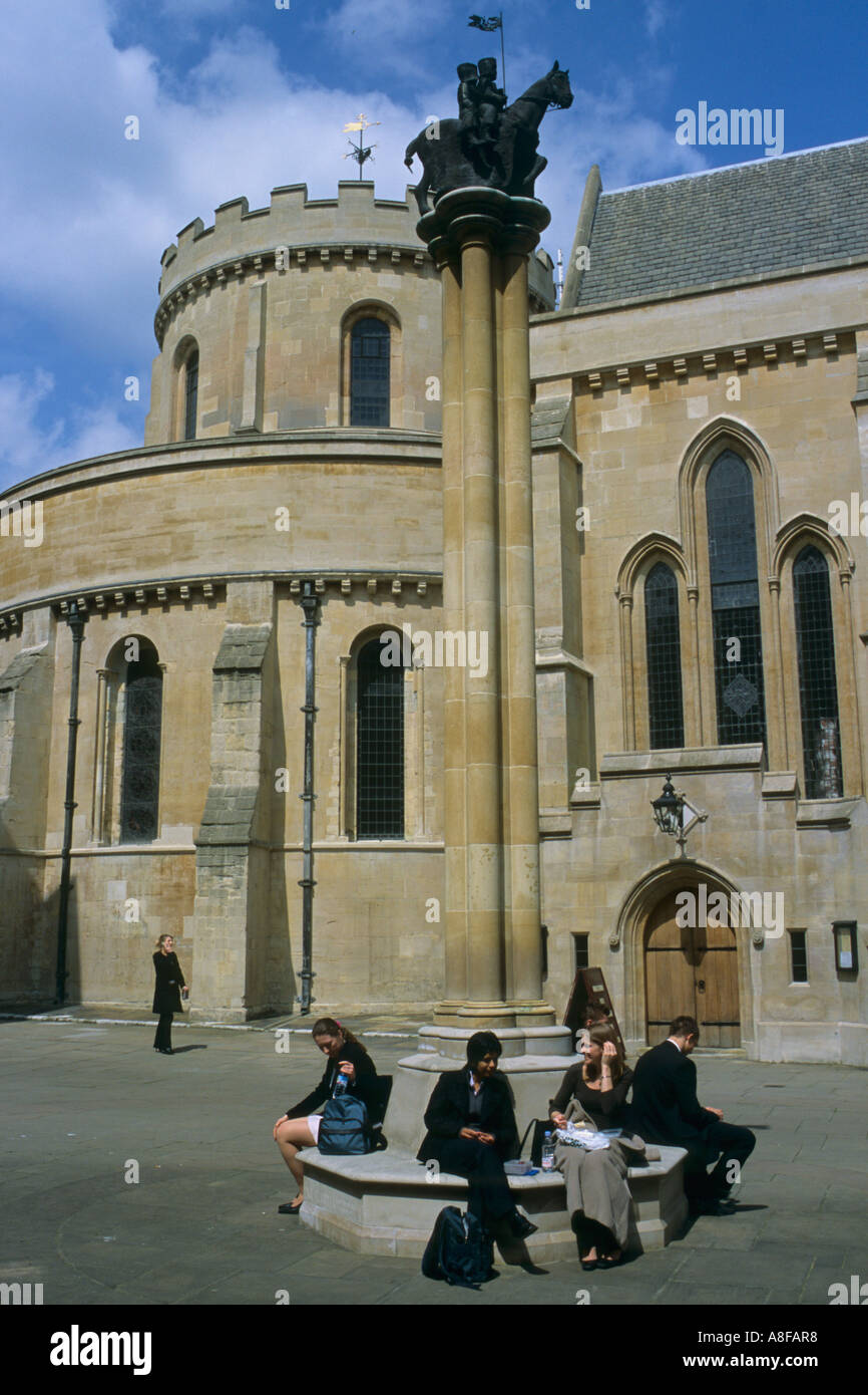 London temple church hi-res stock photography and images - Alamy
