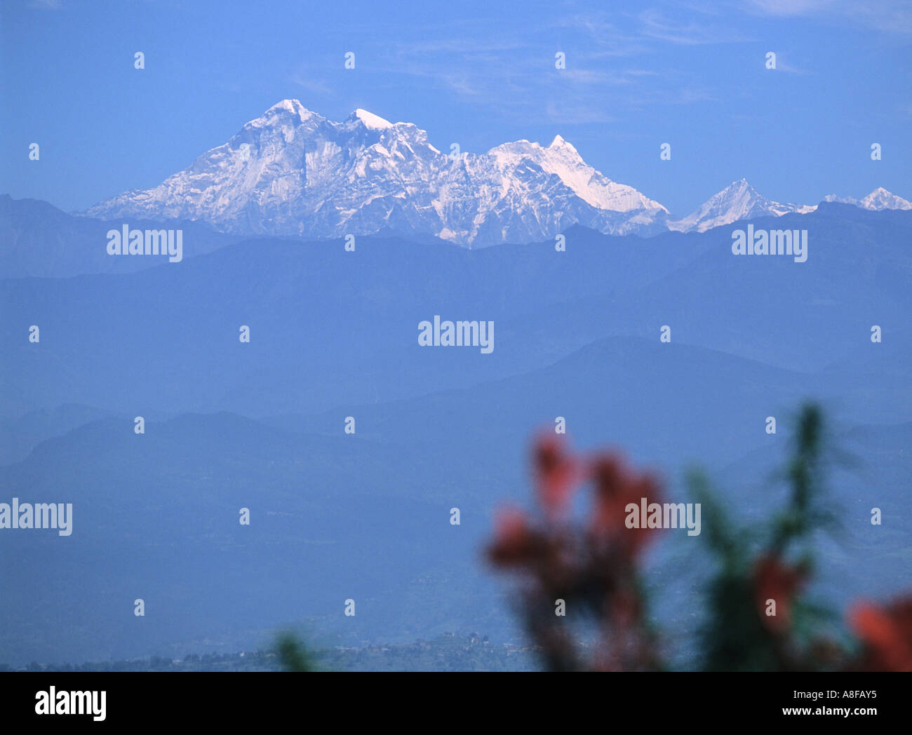 Top of the World- Everest Lhotse Nuptse mountain range as seen from ...