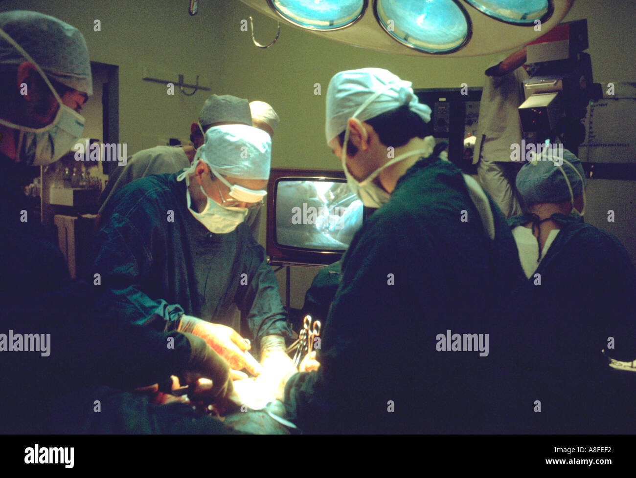 Operating theatres hi-res stock photography and images - Alamy
