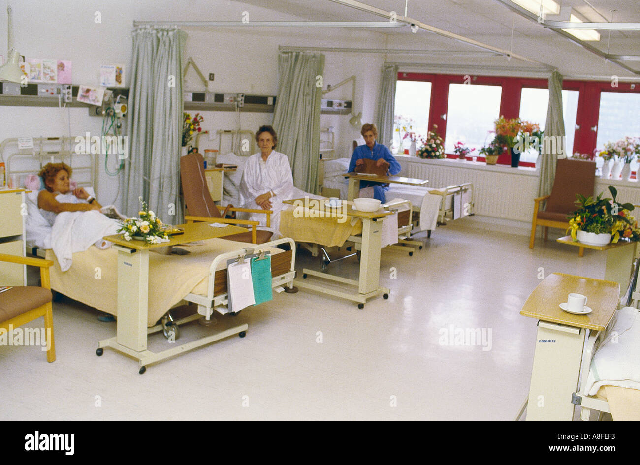 Hospital cubicles hi-res stock photography and images - Alamy