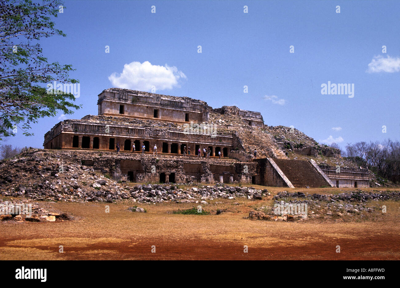MAYAN TEMPLE THE GREAT PALACE AT SAYIL YUCATAN MEXICO Stock Photo - Alamy