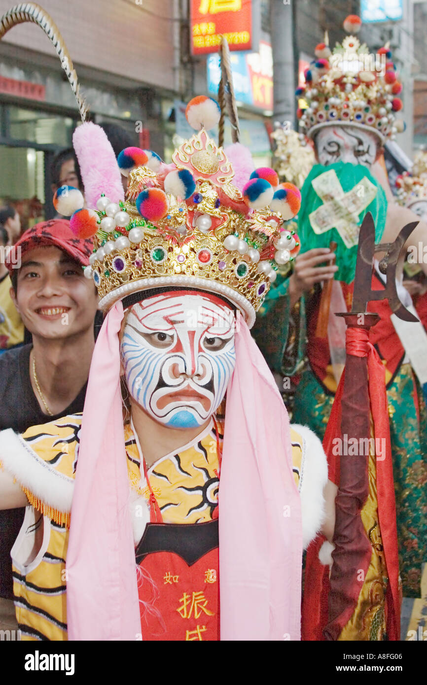 Face paint make up oriental man hi-res stock photography and images - Alamy
