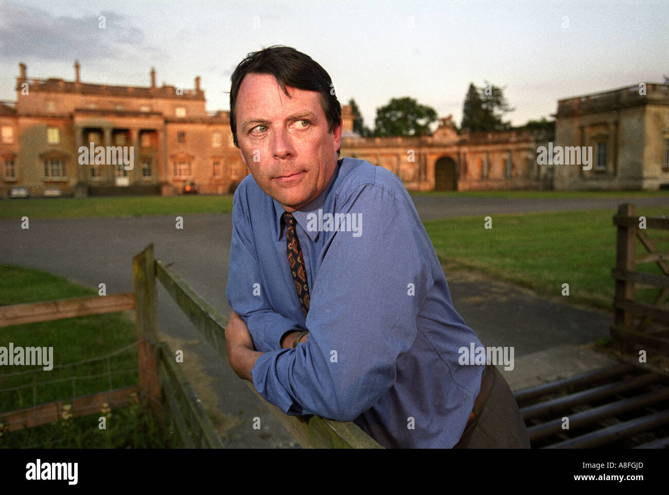 THE EARL OF CARDIGAN OUTSIDE TOTTENHAM HOUSE WHICH WAS THE FAMILY HOME ...