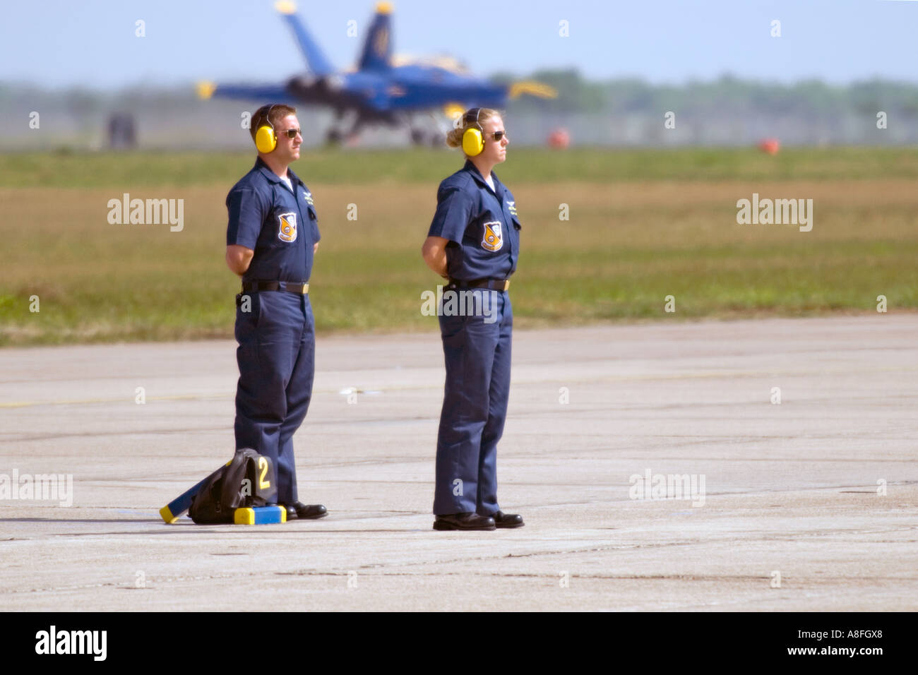 U s navy blue angels flight demonstration team hi-res stock photography ...