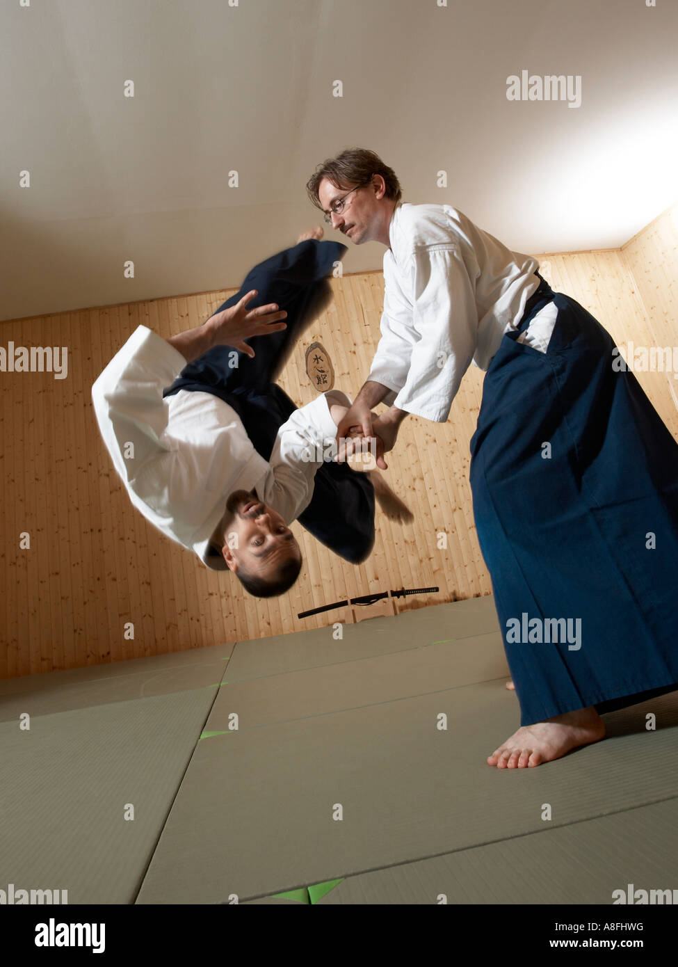 Fitness dynamic fighting pose hi-res stock photography and images - Alamy