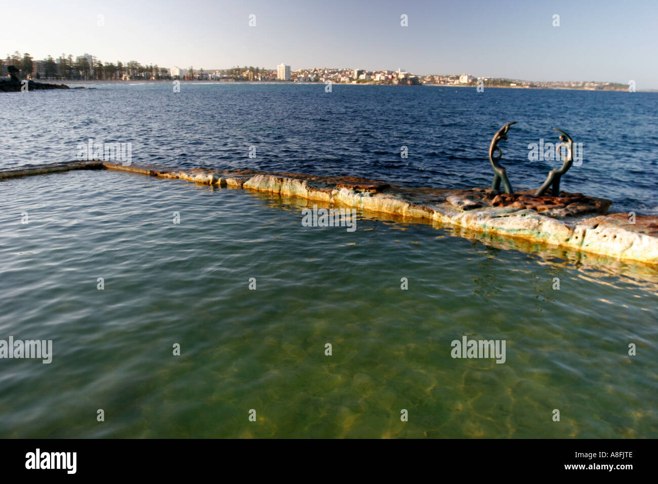 Manly beach swimming pool sydney hi-res stock photography and images ...