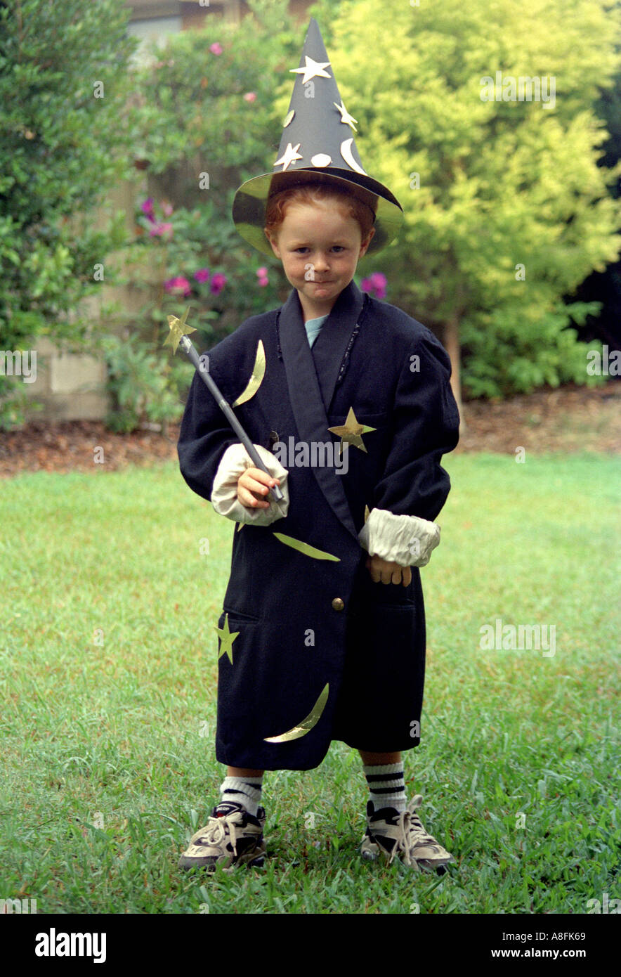 a young boy dressed up as a wizard BAPN 389 Stock Photo - Alamy