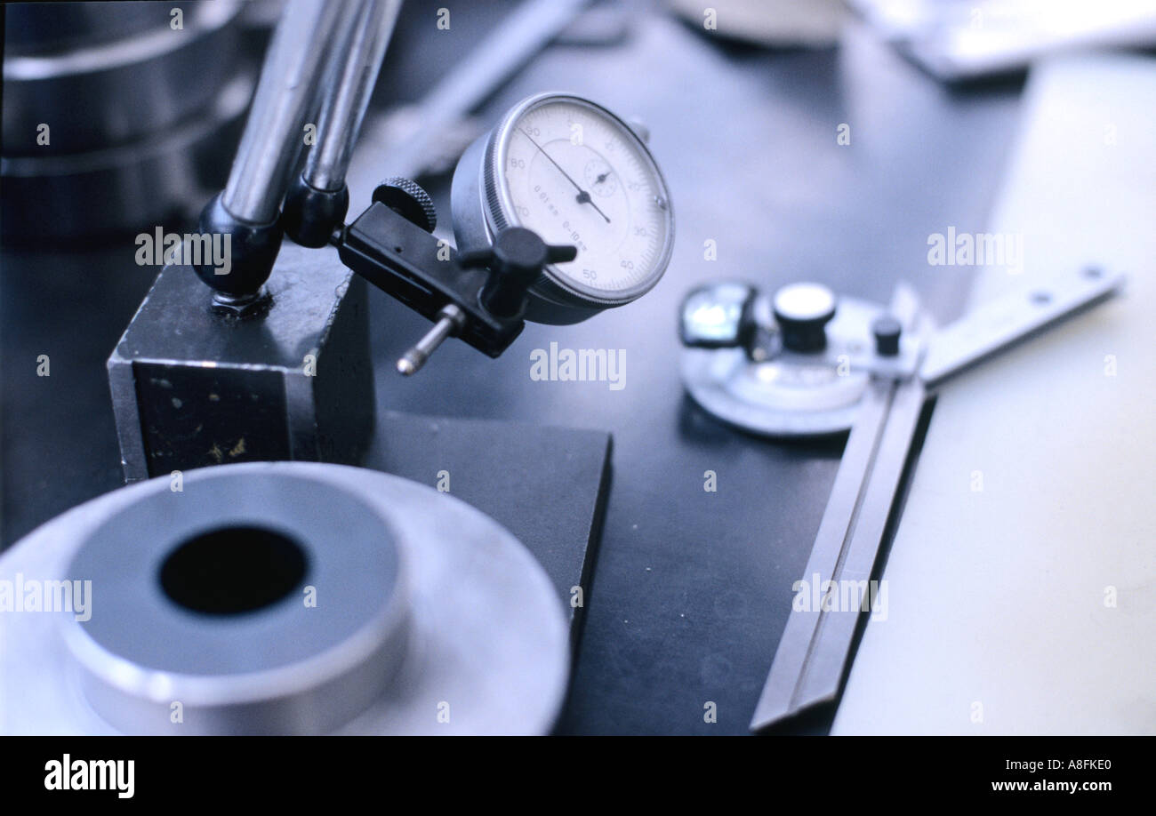 Gauge instrument hi-res stock photography and images - Alamy