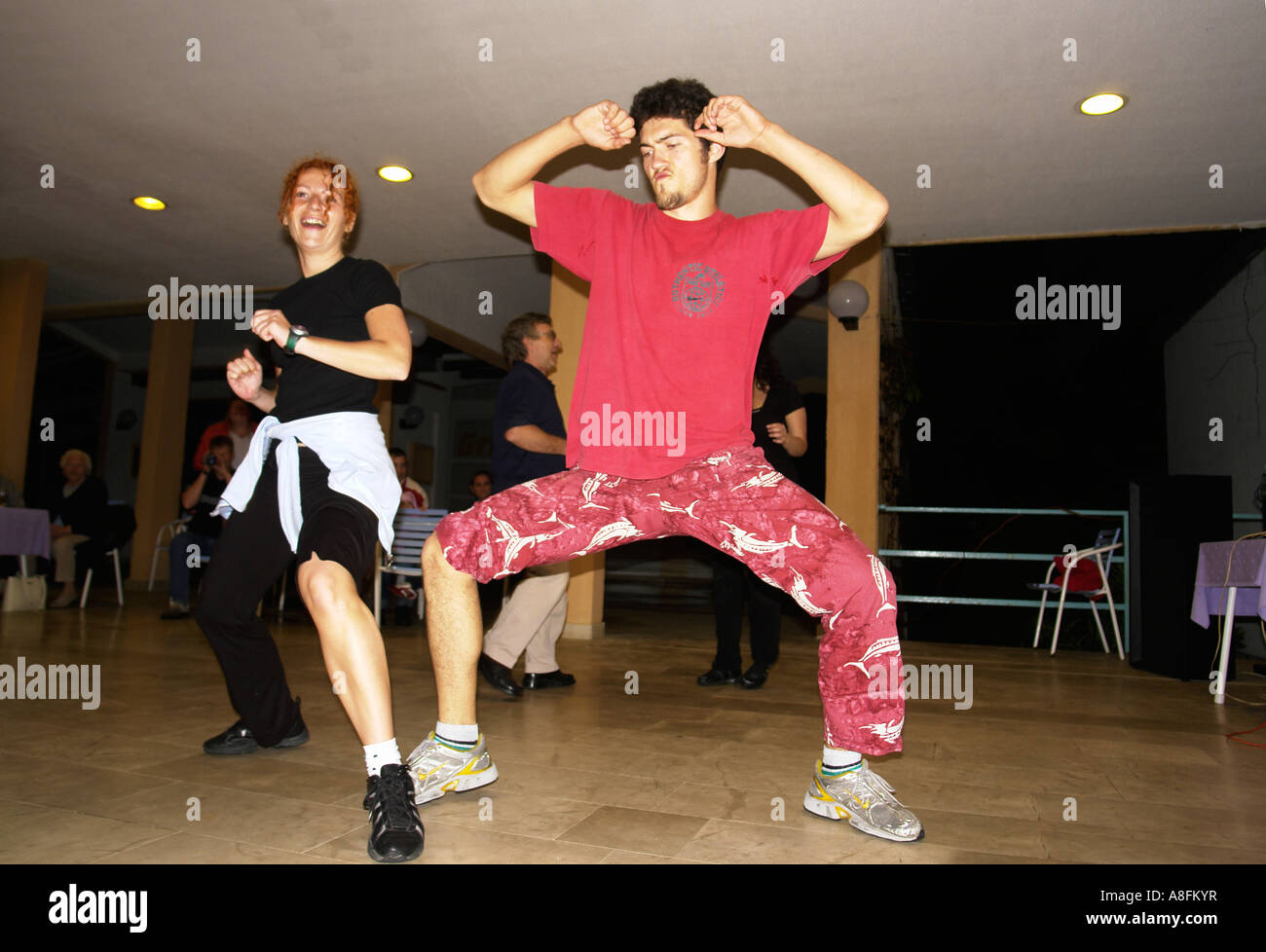 Entertainer dance in hotel entertain hi-res stock photography and ...
