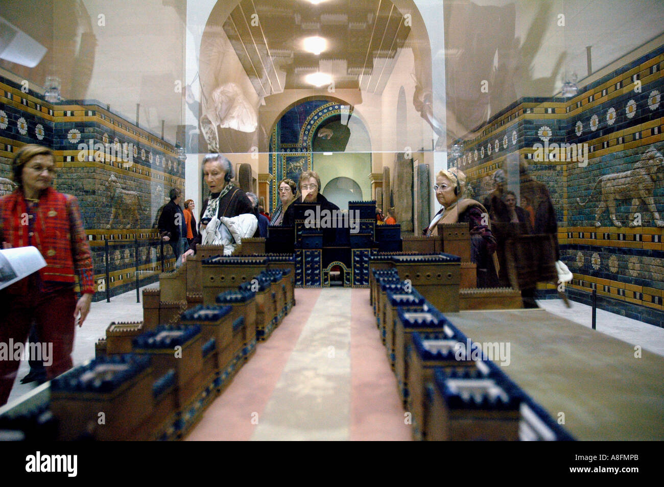 Pegoman Museum, Pergoman Museum Glazed Bricksdecorate the processional ...