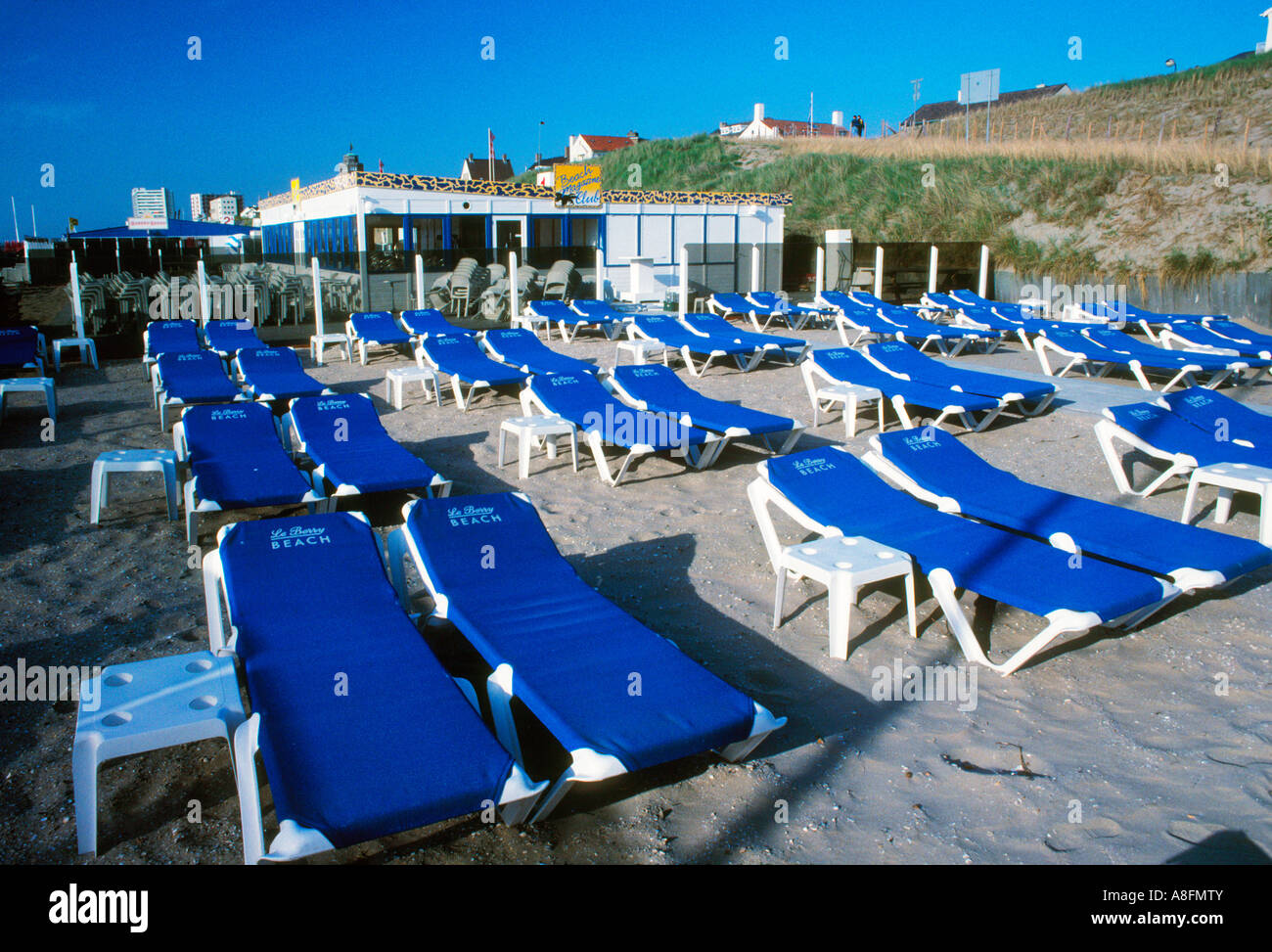 empty beach chair zandvoort holland netherlands dutch Stock Photo - Alamy