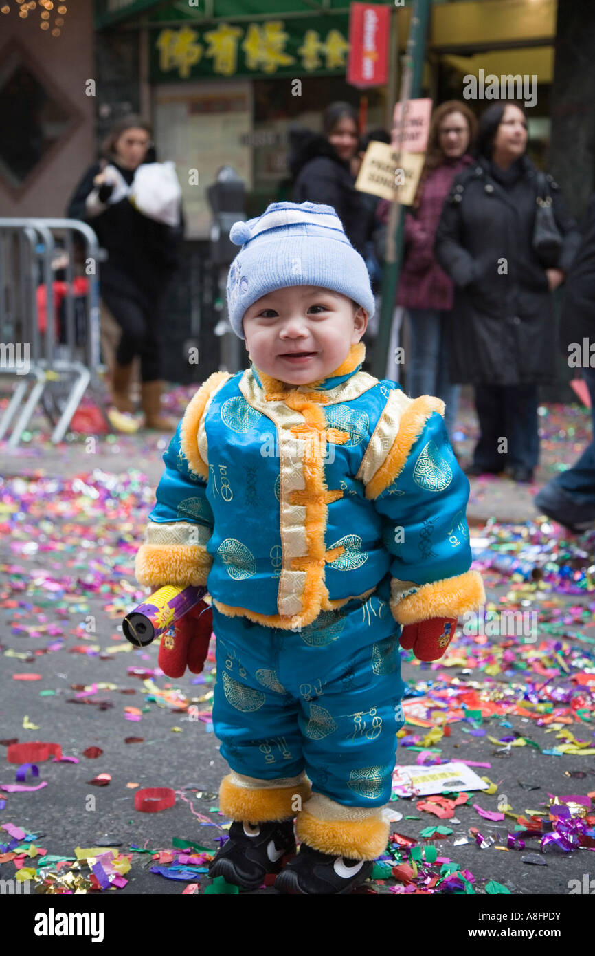 Boy in Traditional Chinese Clothing Stock Photo - Alamy