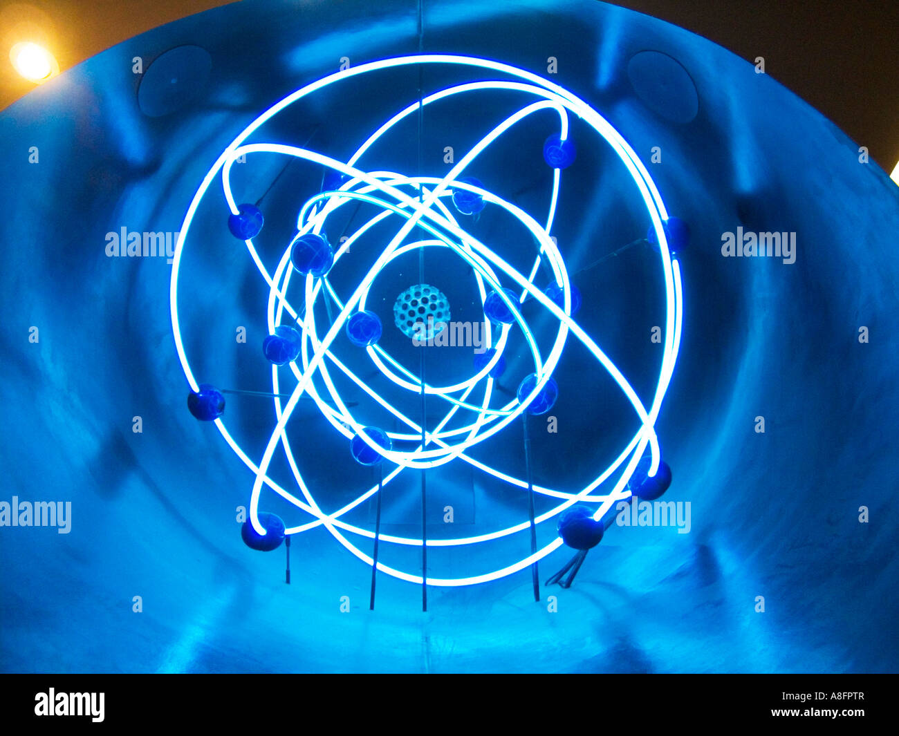 Neon atomic structure hi-res stock photography and images - Alamy