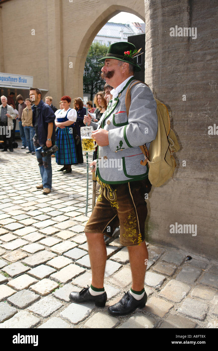 Lederhosen germany hi-res stock photography and images - Alamy