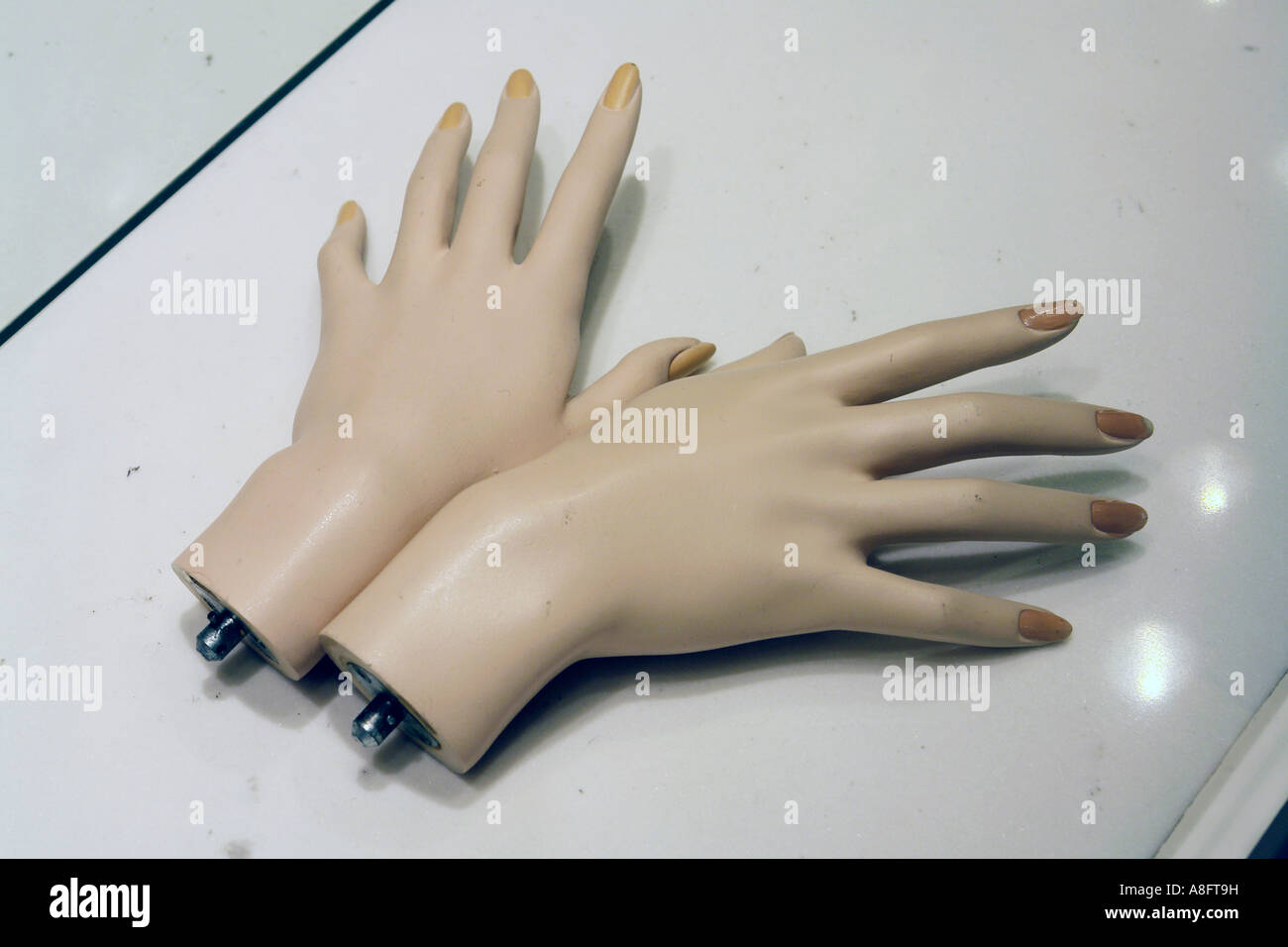 Hands unknown hi-res stock photography and images - Alamy