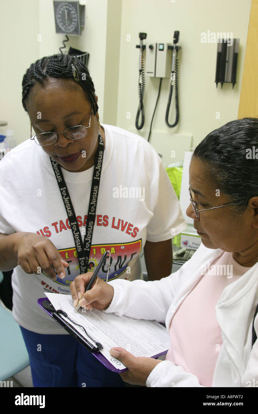 Completes survey petition questionnaire hi-res stock photography and ...