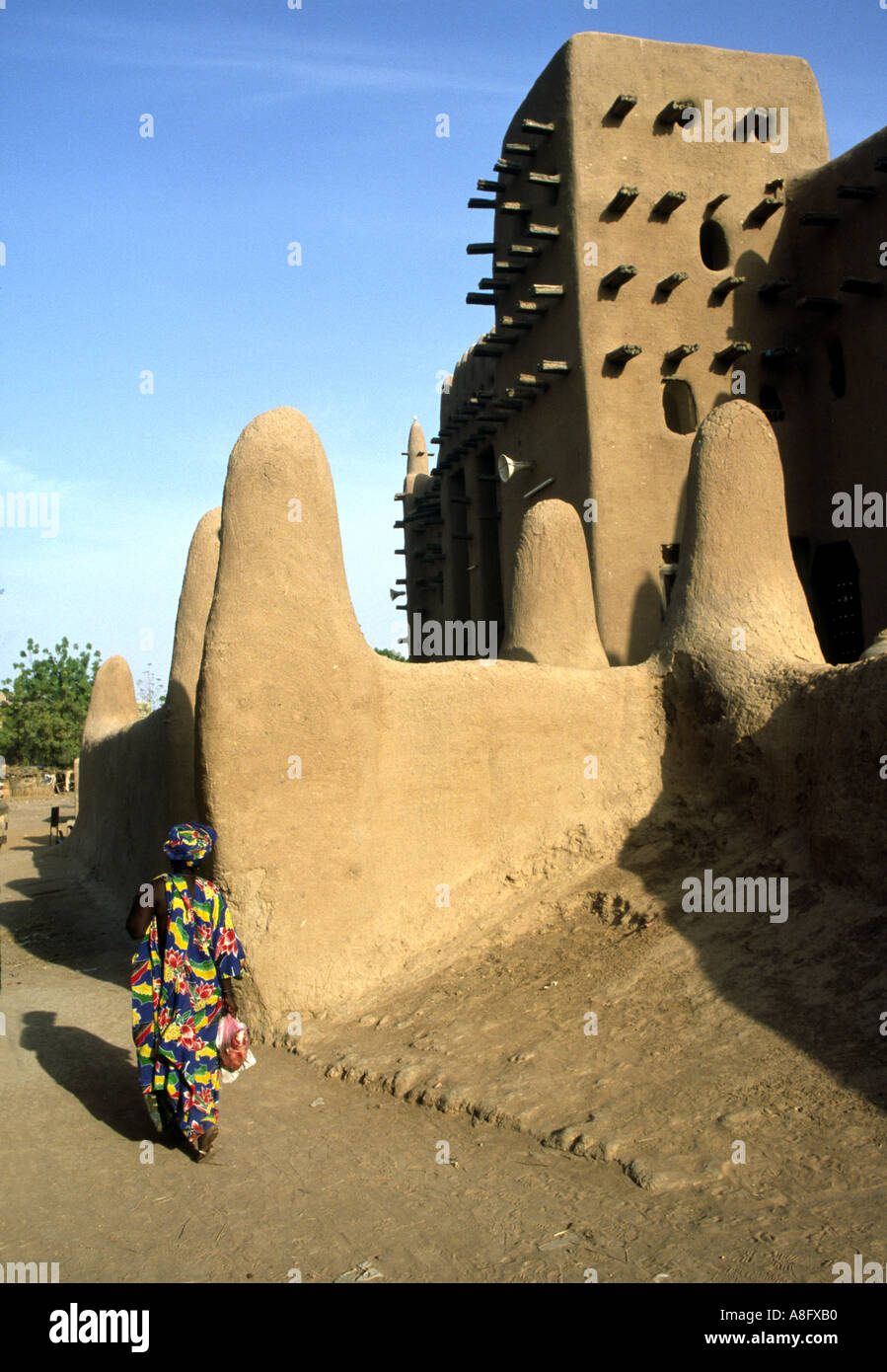 Sudanese style, mud-brick architectural, UNESCO listed, wonder of ...