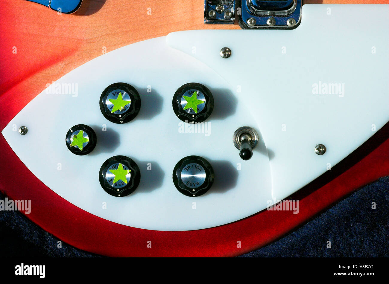 Rickenbacker george harrison hi-res stock photography and images - Alamy