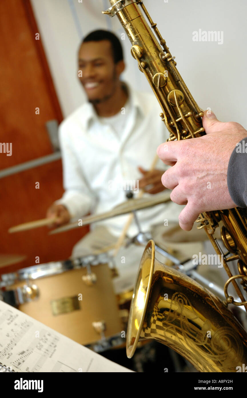 Jazz Musicians saxophonist and drummer Stock Photo - Alamy