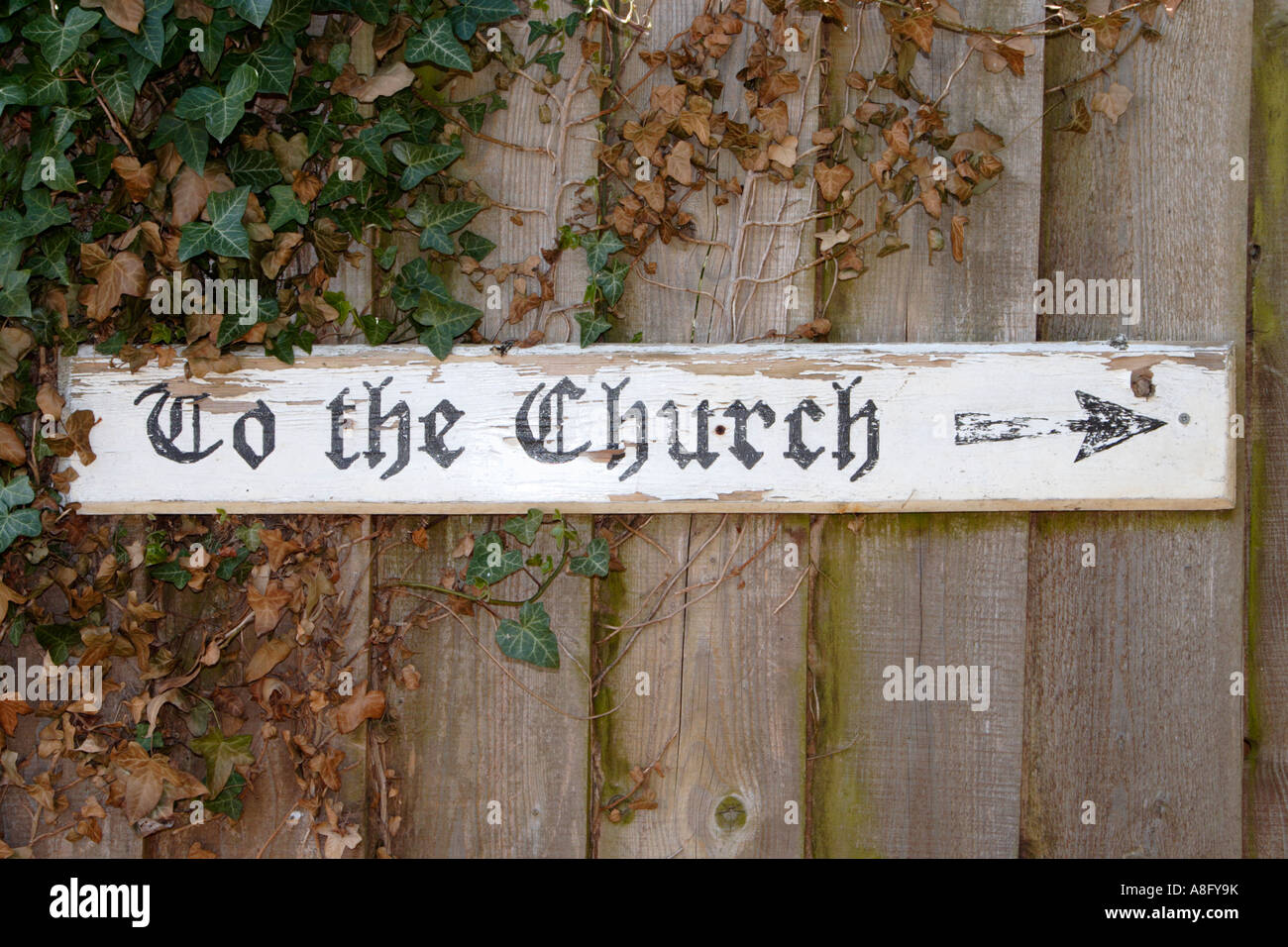 "to the church" sign Stock Photo - Alamy