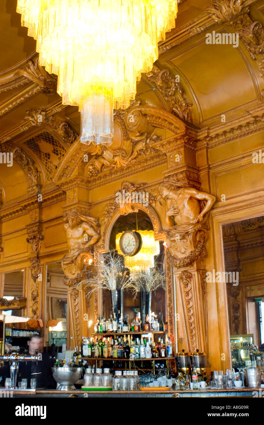 Le bibent hi-res stock photography and images - Alamy