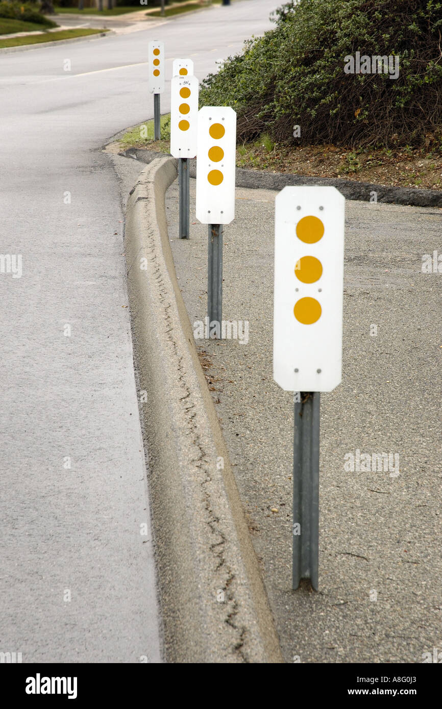 Road Warning reflectors Stock Photo - Alamy
