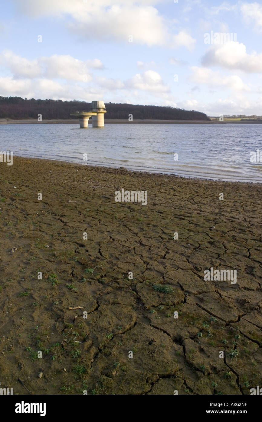 Bewel Water Kent at Historic low levels Stock Photo - Alamy