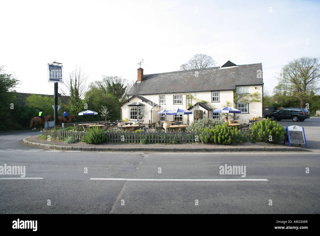 The Cricketers pub, Clavering, Essex, England, UK Stock Photo - Alamy