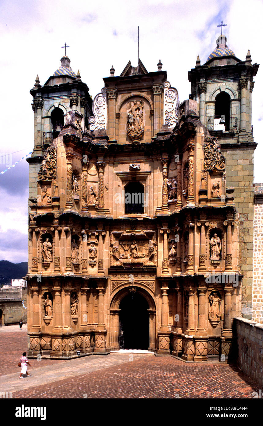 Mexico Oaxaca Church Religion La virgin de la Soldedad Stock Photo - Alamy