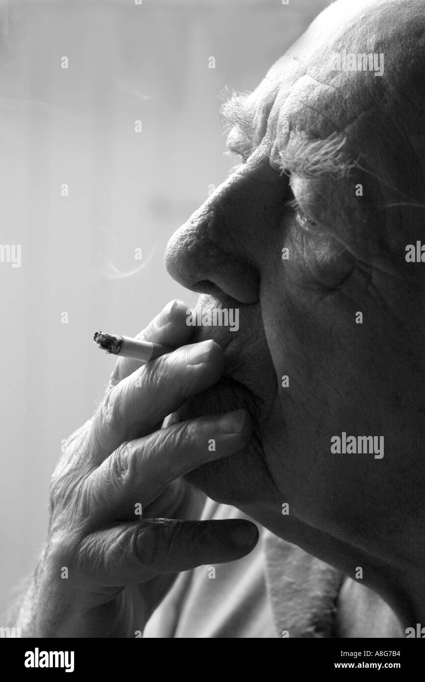 Heavy smoker hi-res stock photography and images - Alamy
